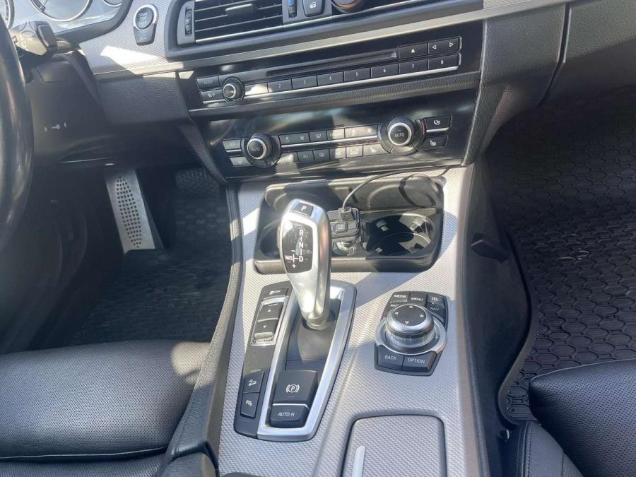 Zils BMW 535 2012 Viļņa, ar dzinēja tilpumu 2.99 L un nobraukumu 315 tūkst. km par 10500 €, foto 16 vietnē AUTOMOTO.COM.LV