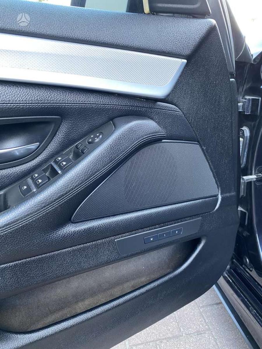 Blue BMW 535 2012 in Marijampole, with an engine capacity of 2.99 L and mileage of 363 thousand km for 7950 €, photo 17 on AUTOMOTO.COM.LV