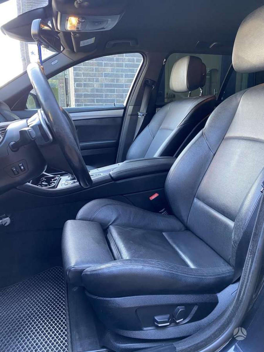 Blue BMW 535 2012 in Marijampole, with an engine capacity of 2.99 L and mileage of 363 thousand km for 7950 €, photo 19 on AUTOMOTO.COM.LV