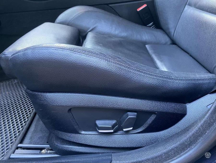 Blue BMW 535 2012 in Marijampole, with an engine capacity of 2.99 L and mileage of 363 thousand km for 7950 €, photo 21 on AUTOMOTO.COM.LV