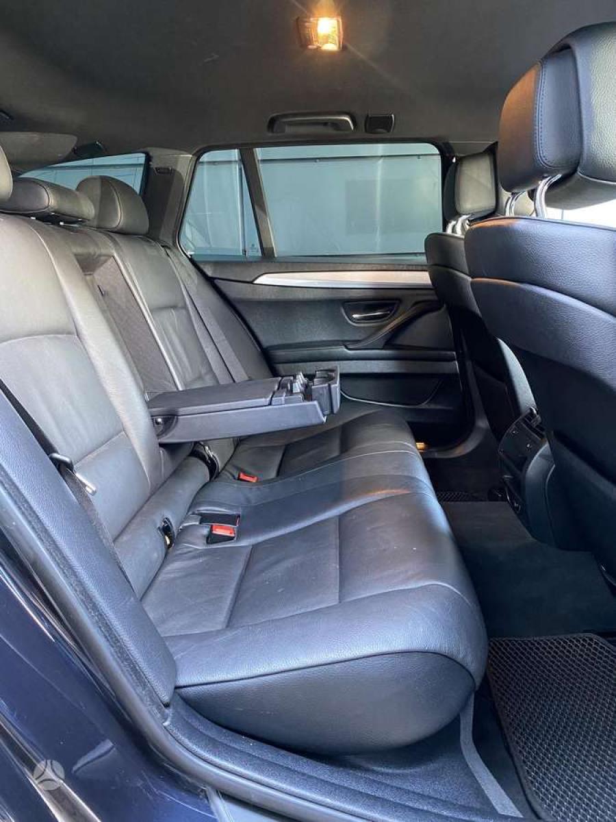 Blue BMW 535 2012 in Marijampole, with an engine capacity of 2.99 L and mileage of 363 thousand km for 7950 €, photo 40 on AUTOMOTO.COM.LV