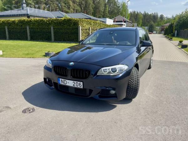 Blue BMW 535 2013 in Riga, with an engine capacity of 3.00 L and mileage of 290 thousand km for 10000 €, photo 2 on AUTOMOTO.COM.LV