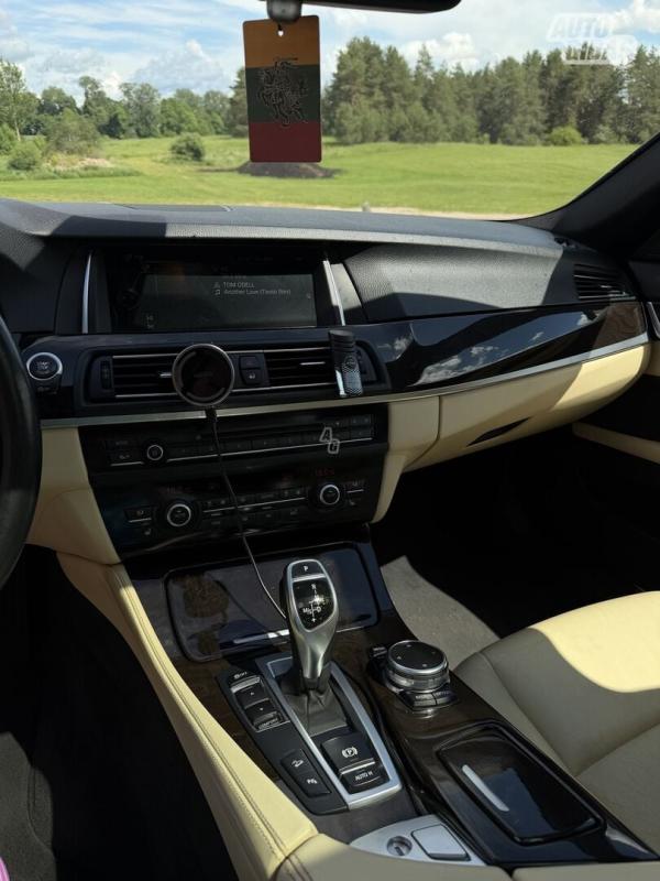 Zils BMW 535 2013 Viļņa, ar dzinēja tilpumu 3.00 L un nobraukumu 216 tūkst. km par 6000 €, foto 10 vietnē AUTOMOTO.COM.LV