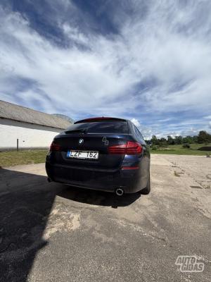 Zils BMW 535 2013 Viļņa, ar dzinēja tilpumu 3.00 L un nobraukumu 216 tūkst. km par 6000 €, foto 23 vietnē AUTOMOTO.COM.LV