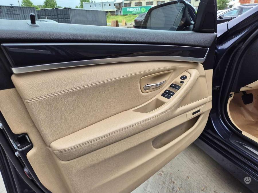 Zils BMW 535 2014 Utena, ar dzinēja tilpumu 2.99 L un nobraukumu 336 tūkst. km par 9990 €, foto 13 vietnē AUTOMOTO.COM.LV