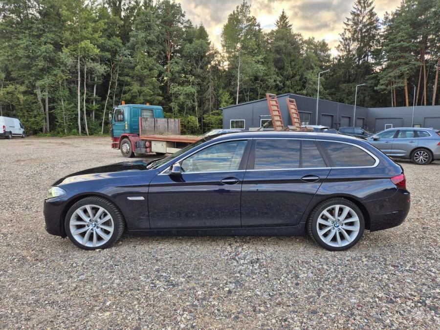 Blue BMW 535 2014 in Utena, with an engine capacity of 2.99 L and mileage of 337 thousand km for 8490 €, photo 6 on AUTOMOTO.COM.LV