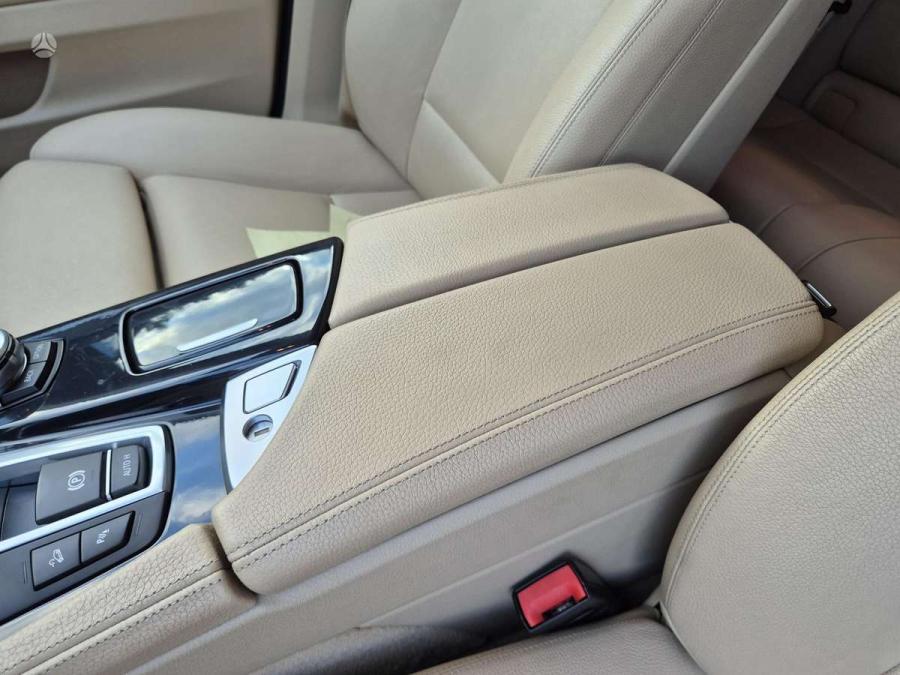 Blue BMW 535 2014 in Utena, with an engine capacity of 2.99 L and mileage of 337 thousand km for 8490 €, photo 20 on AUTOMOTO.COM.LV