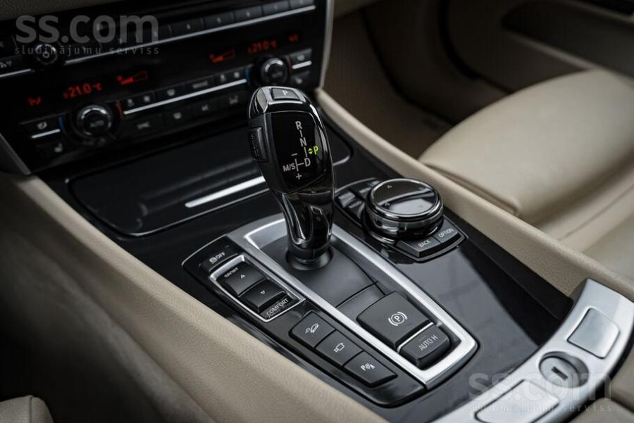 Zils BMW 535 2015 Rīga, ar dzinēja tilpumu 3.00 L un nobraukumu 204 tūkst. km par 14500 €, foto 22 vietnē AUTOMOTO.COM.LV