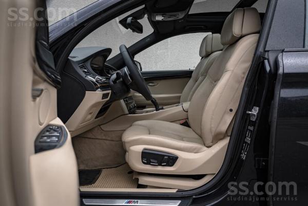 Blue BMW 535 2015 in Riga, with an engine capacity of 3.00 L and mileage of 204 thousand km for 14500 €, photo 11 on AUTOMOTO.COM.LV