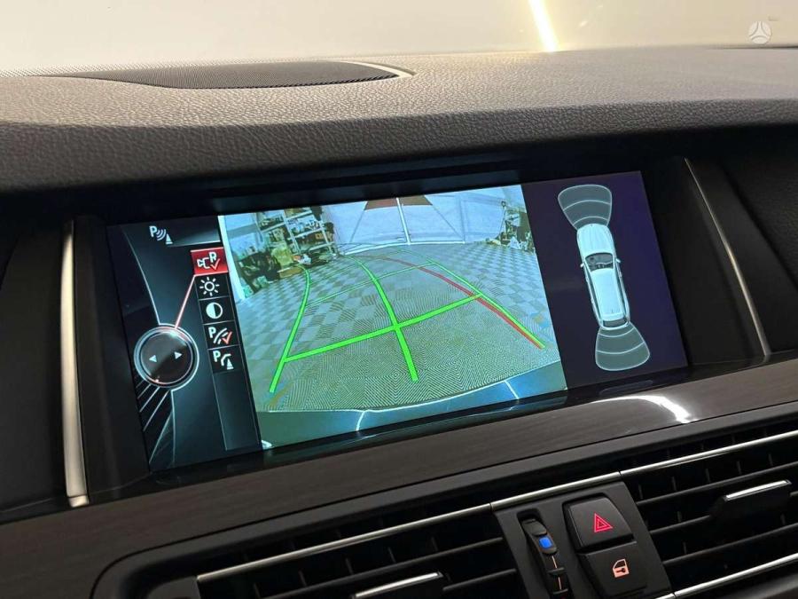 Blue BMW 535 2016 in Marijampole, with an engine capacity of 2.99 L and mileage of 235 thousand km for 14650 €, photo 7 on AUTOMOTO.COM.LV