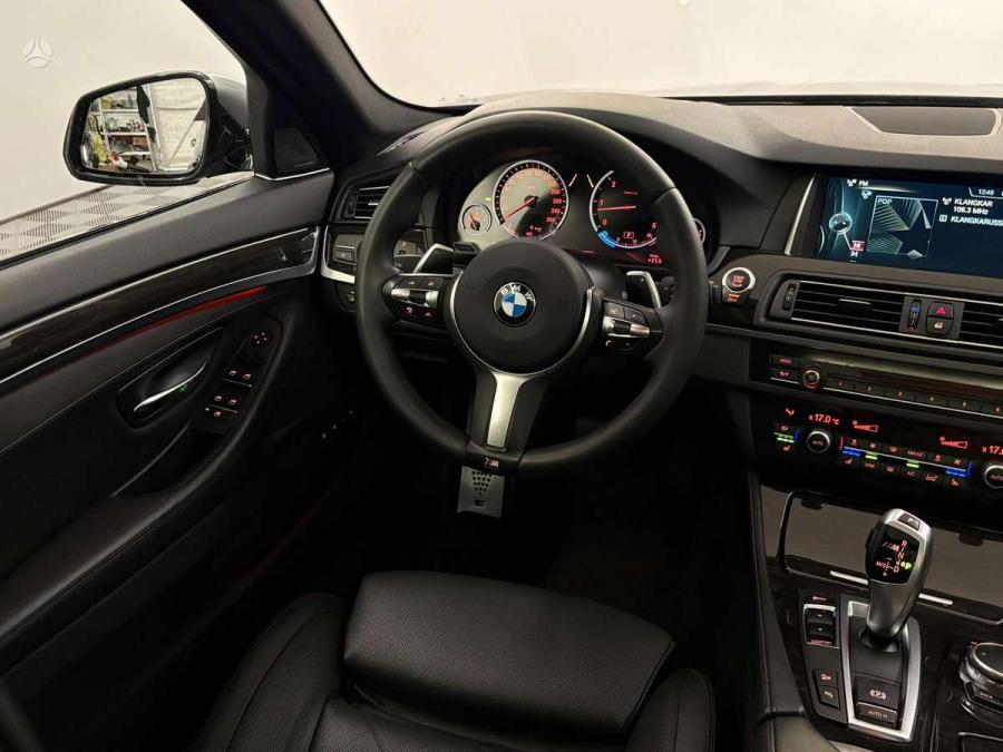Blue BMW 535 2016 in Marijampole, with an engine capacity of 2.99 L and mileage of 235 thousand km for 14650 €, photo 15 on AUTOMOTO.COM.LV
