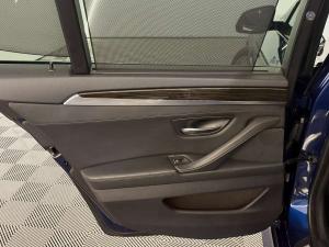 Blue BMW 535 2016 in Marijampole, with an engine capacity of 2.99 L and mileage of 235 thousand km for 14650 €, photo 16 on AUTOMOTO.COM.LV
