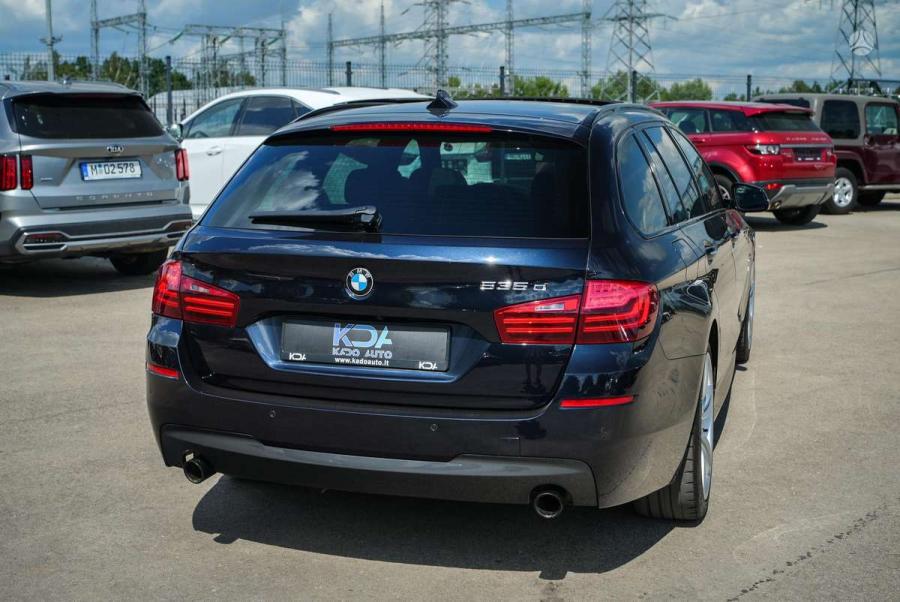 Blue BMW 535 2016 in Kaunas, with an engine capacity of 2.99 L and mileage of 154 thousand km for 16950 €, photo 13 on AUTOMOTO.COM.LV