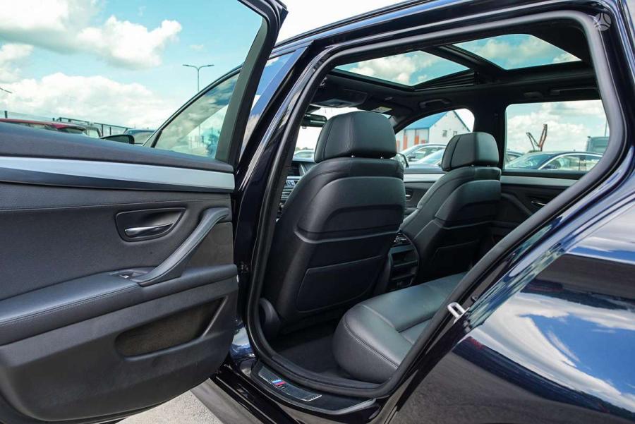 Blue BMW 535 2016 in Kaunas, with an engine capacity of 2.99 L and mileage of 154 thousand km for 16950 €, photo 33 on AUTOMOTO.COM.LV