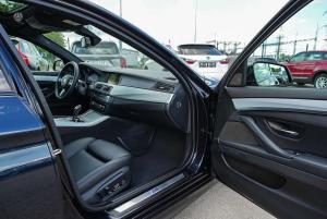 Blue BMW 535 2016 in Kaunas, with an engine capacity of 2.99 L and mileage of 154 thousand km for 16950 €, photo 37 on AUTOMOTO.COM.LV