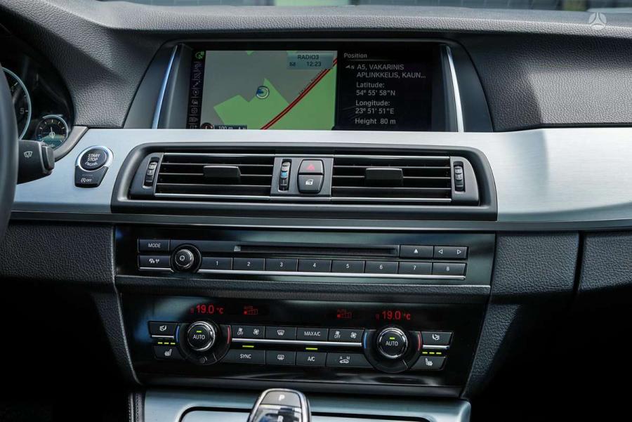 Синий БМВ 535 2016 в Каунас, объемом двигателя 2.99 л и пробегом 155 тыс. км за 16950 €, фото 21 на AUTOMOTO.COM.LV