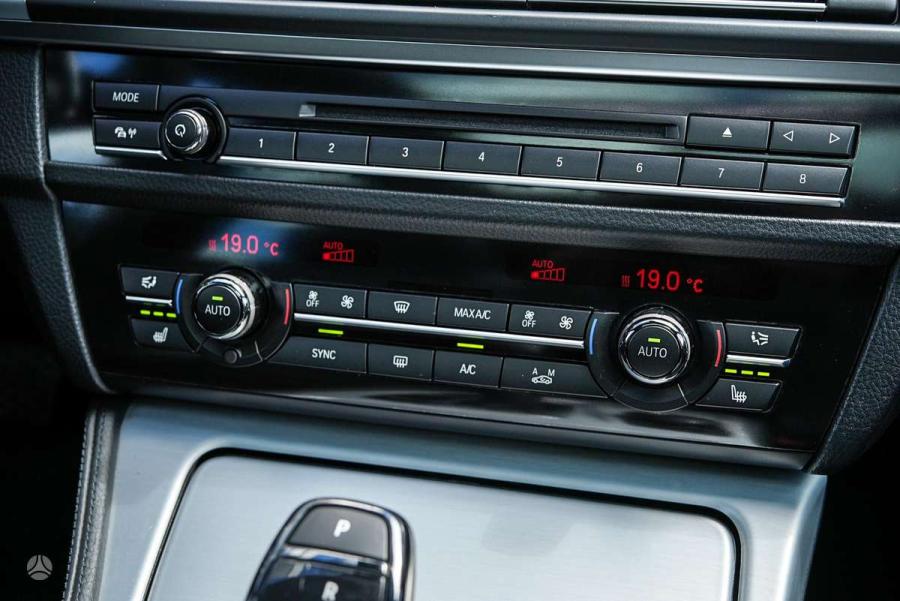 Синий БМВ 535 2016 в Каунас, объемом двигателя 2.99 л и пробегом 155 тыс. км за 16950 €, фото 23 на AUTOMOTO.COM.LV