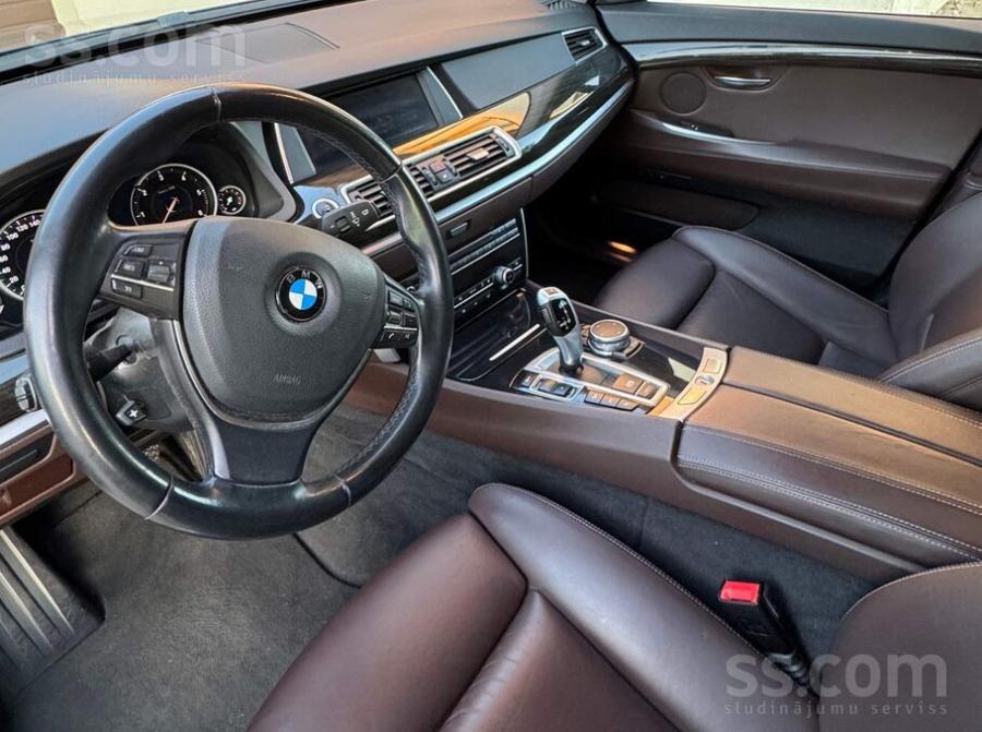 Brown BMW 535 2016 in Riga, with an engine capacity of 3.00 L and mileage of 177 thousand km for 14800 €, photo 7 on AUTOMOTO.COM.LV