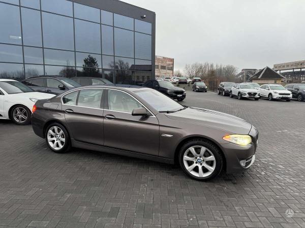 Brūns BMW 535 2011 Telšiai, ar dzinēja tilpumu 2.99 L un nobraukumu 225 tūkst. km par 8800 €, foto 9 vietnē AUTOMOTO.COM.LV