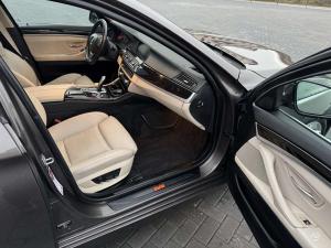 Brūns BMW 535 2011 Telšiai, ar dzinēja tilpumu 2.99 L un nobraukumu 225 tūkst. km par 8800 €, foto 24 vietnē AUTOMOTO.COM.LV