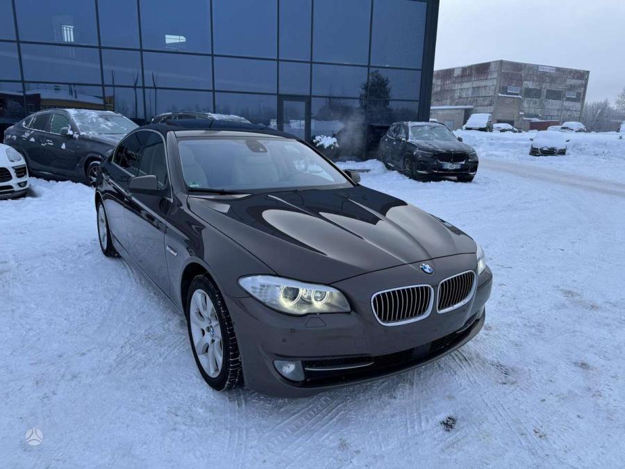 Brūns BMW 535 2011 Telšiai, ar dzinēja tilpumu 2.99 L un nobraukumu 225 tūkst. km par 9300 €, foto 8 vietnē AUTOMOTO.COM.LV