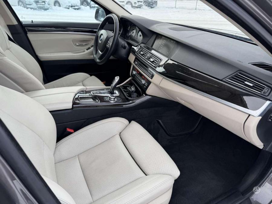 Brūns BMW 535 2011 Telšiai, ar dzinēja tilpumu 2.99 L un nobraukumu 225 tūkst. km par 9300 €, foto 26 vietnē AUTOMOTO.COM.LV