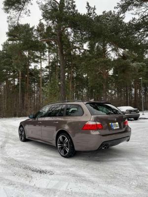 Brūns BMW 535 2005 Tallina, ar dzinēja tilpumu 3.00 L un nobraukumu 390 tūkst. km par 14000 €, foto 20 vietnē AUTOMOTO.COM.LV
