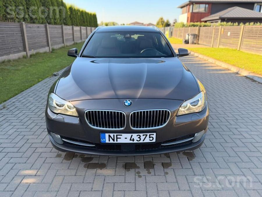 Brown BMW 535 2012 in Riga, with an engine capacity of 3.00 L and mileage of 311 thousand km for 9995 €, photo 4 on AUTOMOTO.COM.LV