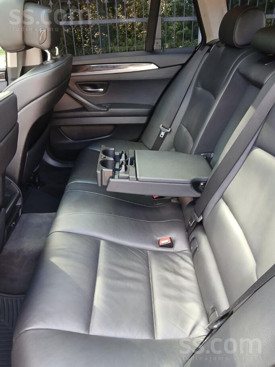 Brūns BMW 535 2012 Rīga, ar dzinēja tilpumu 3.00 L un nobraukumu 350 tūkst. km par 8450 €, foto 32 vietnē AUTOMOTO.COM.LV