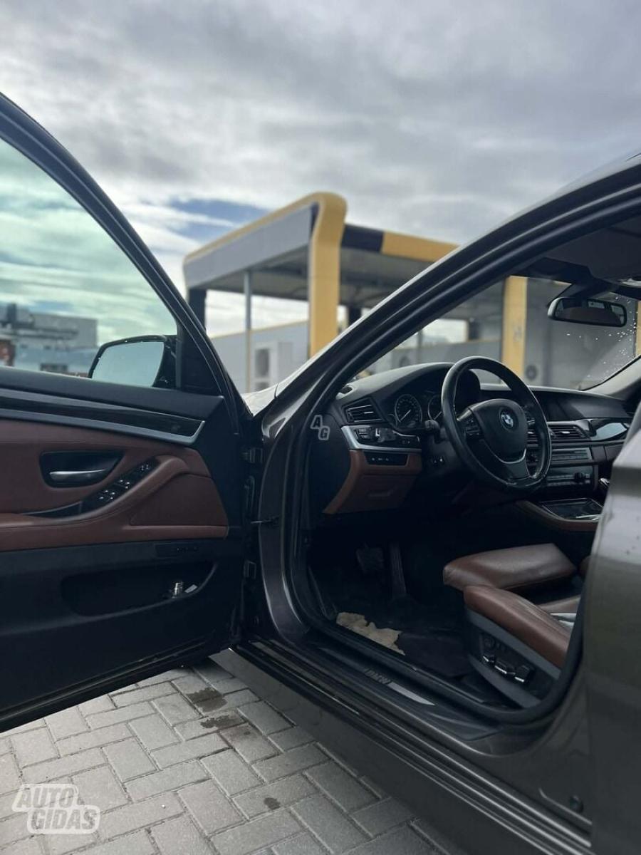 Brown BMW 535 2013 in Telschi, with an engine capacity of 3.00 L and mileage of 375 thousand km for 5300 €, photo 10 on AUTOMOTO.COM.LV