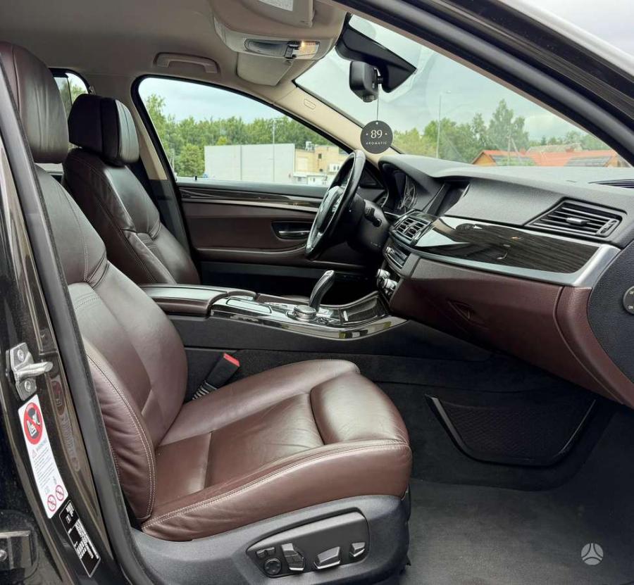 Brown BMW 535 2014 in Raseiniai, with an engine capacity of 3.00 L and mileage of 197 thousand km for 12000 €, photo 14 on AUTOMOTO.COM.LV