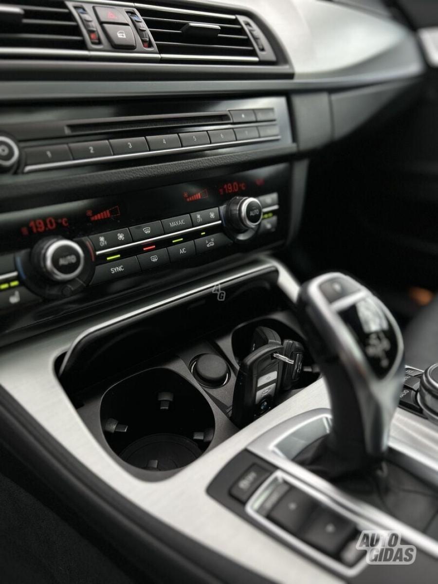 Brūns BMW 535 2015 Kauņa, ar dzinēja tilpumu 3.00 L un nobraukumu 269 tūkst. km par 13999 €, foto 27 vietnē AUTOMOTO.COM.LV