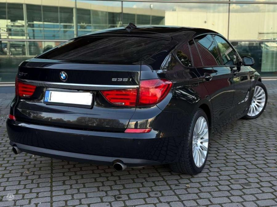 Melns BMW 535 Gran Turismo 2010 Klaipėda, ar dzinēja tilpumu 2.98 L un nobraukumu 235 tūkst. km par 7900 €, foto 11 vietnē AUTOMOTO.COM.LV