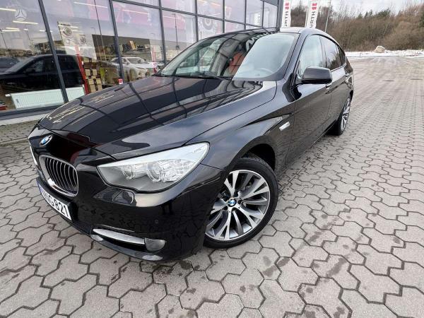 Melns BMW 535 Gran Turismo 2010 Viļņa, ar dzinēja tilpumu 2.98 L un nobraukumu 249 tūkst. km par 9200 €, foto 1 vietnē AUTOMOTO.COM.LV