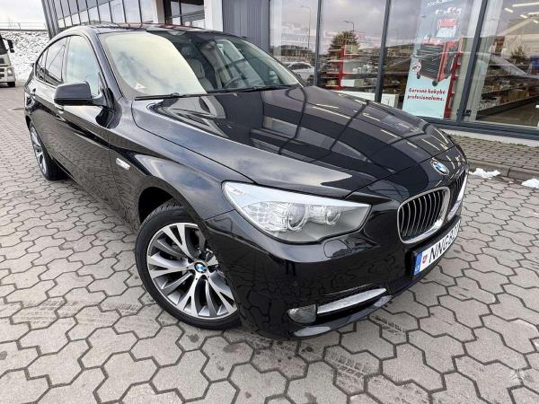 Melns BMW 535 Gran Turismo 2010 Viļņa, ar dzinēja tilpumu 2.98 L un nobraukumu 249 tūkst. km par 9200 €, foto 2 vietnē AUTOMOTO.COM.LV