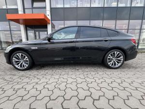 Black BMW 535 Gran Turismo 2010 in Vilnius, with an engine capacity of 2.98 L and mileage of 249 thousand km for 9200 €, photo 5 on AUTOMOTO.COM.LV