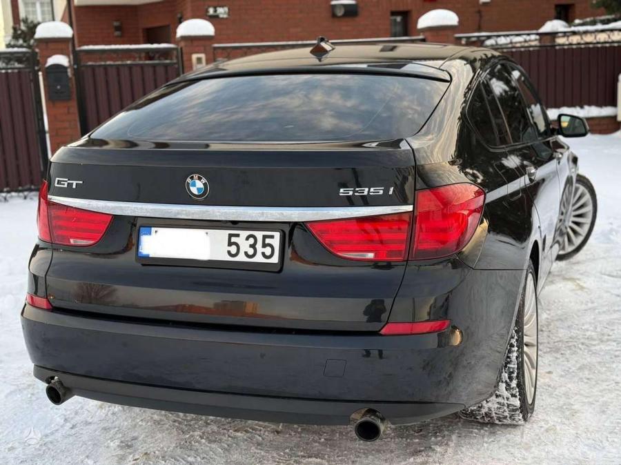 Black BMW 535 Gran Turismo 2010 in Klaipeda, with an engine capacity of 2.98 L and mileage of 235 thousand km for 8400 €, photo 9 on AUTOMOTO.COM.LV