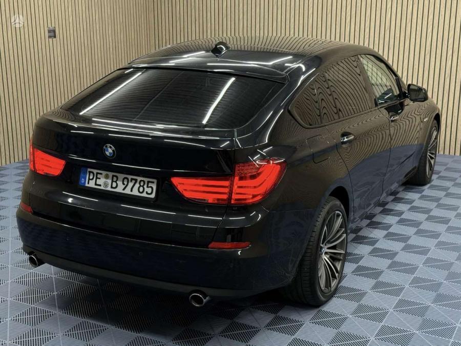 Black BMW 535 Gran Turismo 2010 in Marijampole, with an engine capacity of 2.99 L and mileage of 339 thousand km for 9999 €, photo 13 on AUTOMOTO.COM.LV