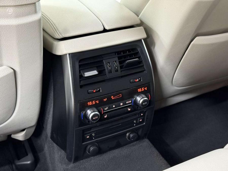 Black BMW 535 Gran Turismo 2010 in Marijampole, with an engine capacity of 2.99 L and mileage of 339 thousand km for 9999 €, photo 24 on AUTOMOTO.COM.LV