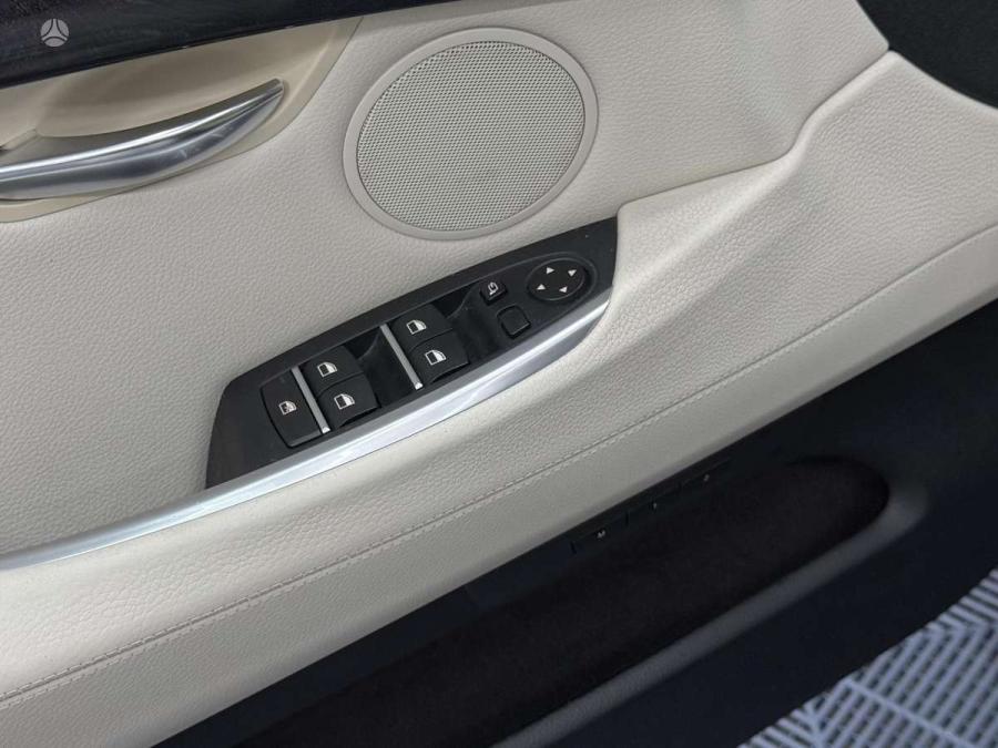 Black BMW 535 Gran Turismo 2010 in Marijampole, with an engine capacity of 2.99 L and mileage of 339 thousand km for 9999 €, photo 30 on AUTOMOTO.COM.LV