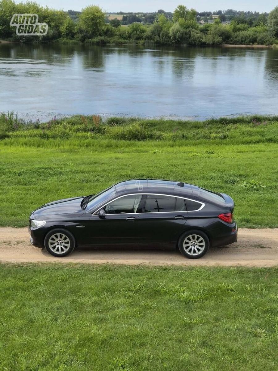Melns BMW 535 Gran Turismo 2010 Kauņa, ar dzinēja tilpumu 3.00 L un nobraukumu 280 tūkst. km par 8600 €, foto 4 vietnē AUTOMOTO.COM.LV