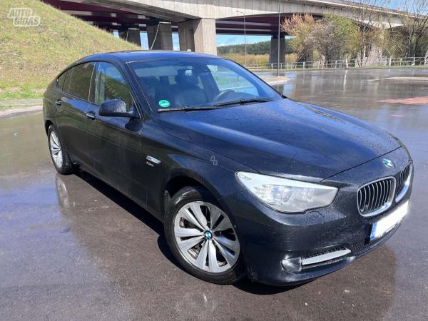 Melns BMW 535 Gran Turismo 2011 Kauņa, ar dzinēja tilpumu 3.00 L un nobraukumu 500 tūkst. km par 6800 €, foto 1 vietnē AUTOMOTO.COM.LV