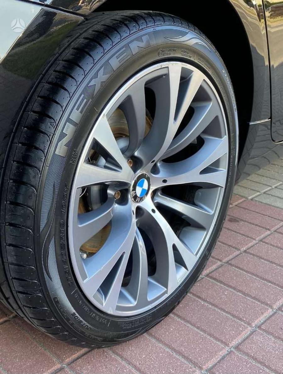 Black BMW 535 Gran Turismo 2012 in Marijampole, with an engine capacity of 2.99 L and mileage of 259 thousand km for 11650 €, photo 12 on AUTOMOTO.COM.LV