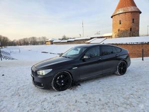Black BMW 535 Gran Turismo 2012 in Kaunas, with an engine capacity of 3.50 L and mileage of 300 thousand km for 11000 €, photo 2 on AUTOMOTO.COM.LV