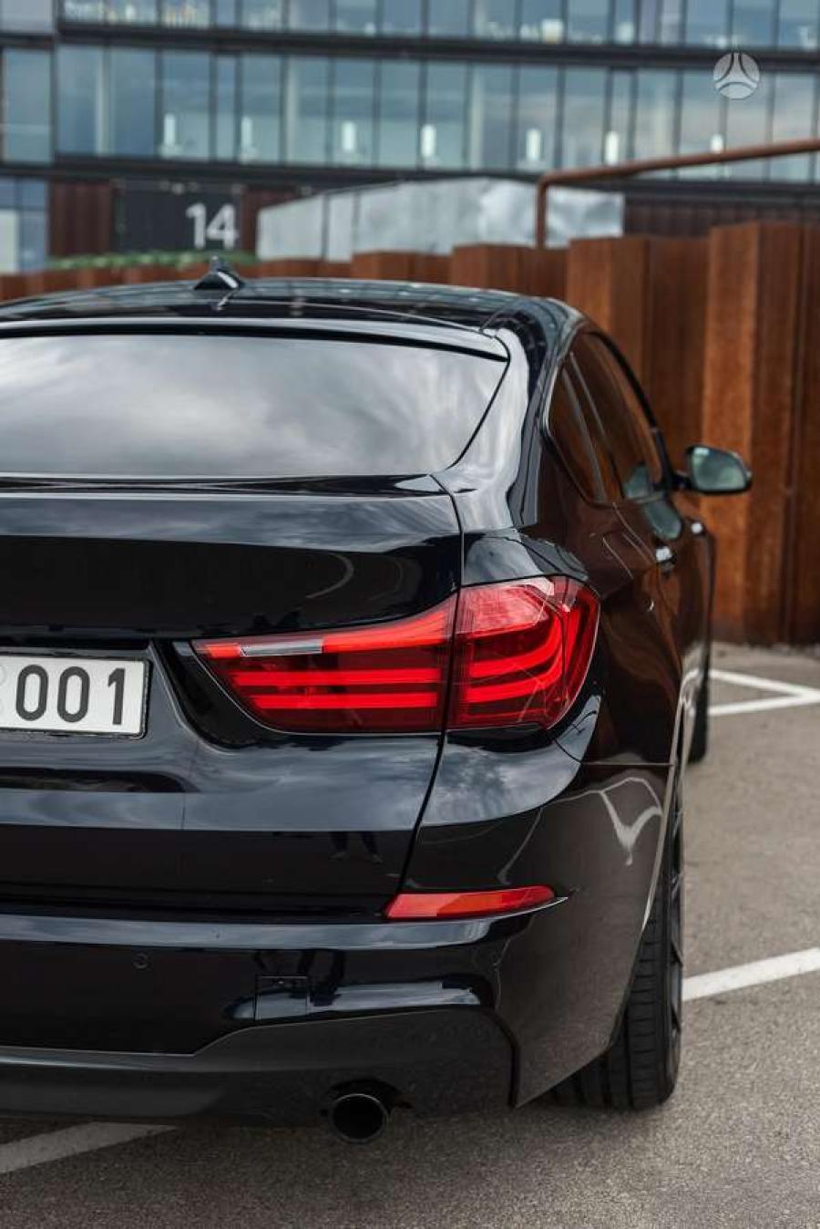 Black BMW 535 Gran Turismo 2013 in Kaunas, with an engine capacity of 2.99 L and mileage of 212 thousand km for 18500 €, photo 8 on AUTOMOTO.COM.LV