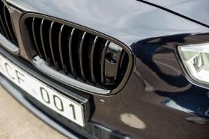 Black BMW 535 Gran Turismo 2013 in Kaunas, with an engine capacity of 2.99 L and mileage of 212 thousand km for 18500 €, photo 11 on AUTOMOTO.COM.LV