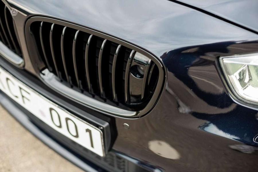 Black BMW 535 Gran Turismo 2013 in Kaunas, with an engine capacity of 2.99 L and mileage of 212 thousand km for 18500 €, photo 11 on AUTOMOTO.COM.LV