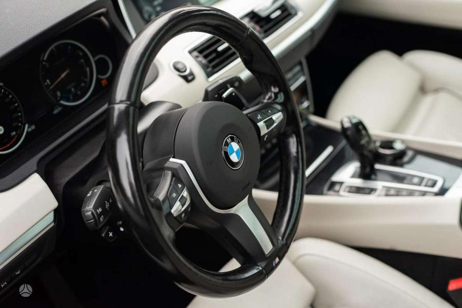 Black BMW 535 Gran Turismo 2013 in Kaunas, with an engine capacity of 2.99 L and mileage of 212 thousand km for 18500 €, photo 22 on AUTOMOTO.COM.LV