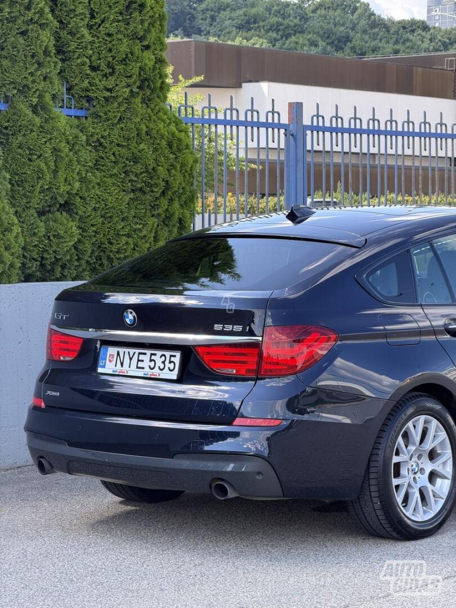 Melns BMW 535 Gran Turismo 2013 Viļņa, ar dzinēja tilpumu 2.90 L un nobraukumu 237 tūkst. km par 10000 €, foto 5 vietnē AUTOMOTO.COM.LV