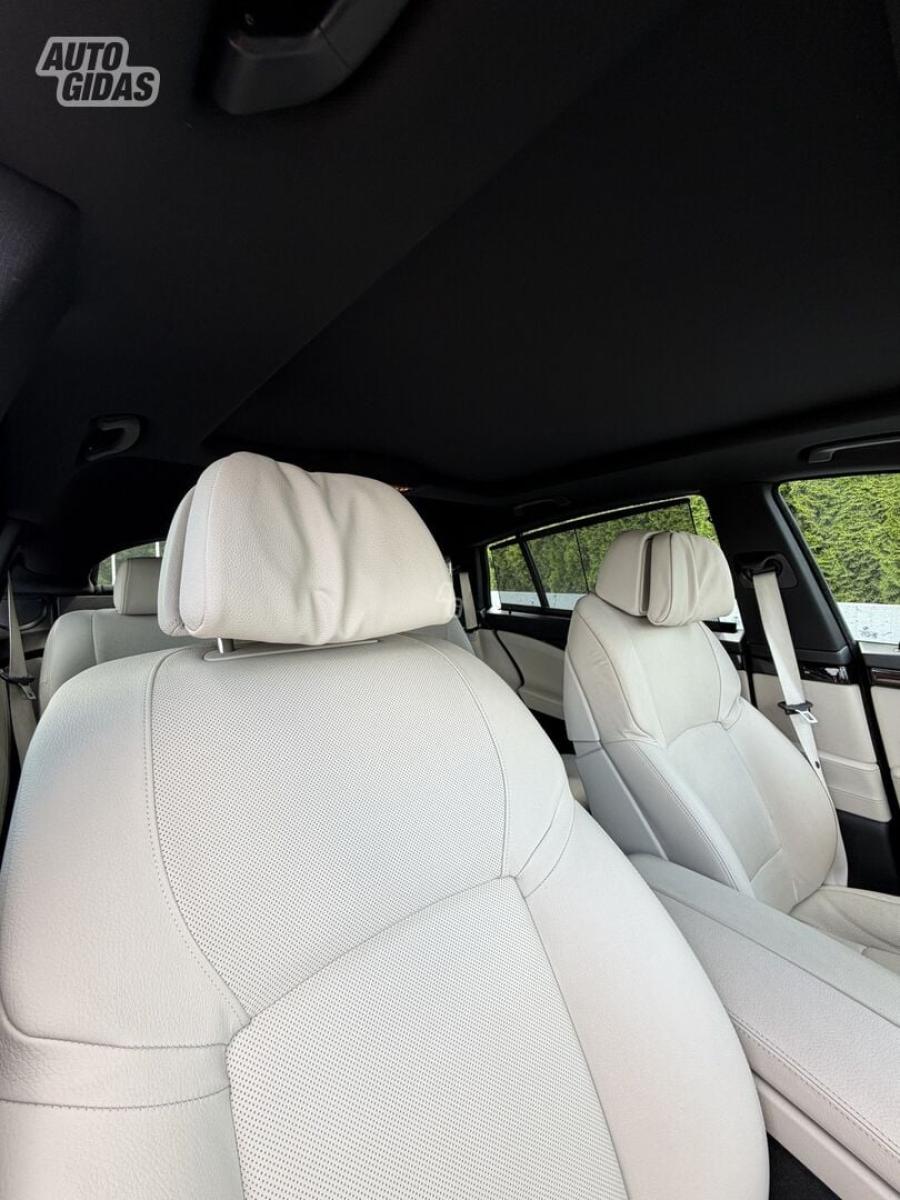 Melns BMW 535 Gran Turismo 2013 Viļņa, ar dzinēja tilpumu 2.90 L un nobraukumu 237 tūkst. km par 10000 €, foto 17 vietnē AUTOMOTO.COM.LV